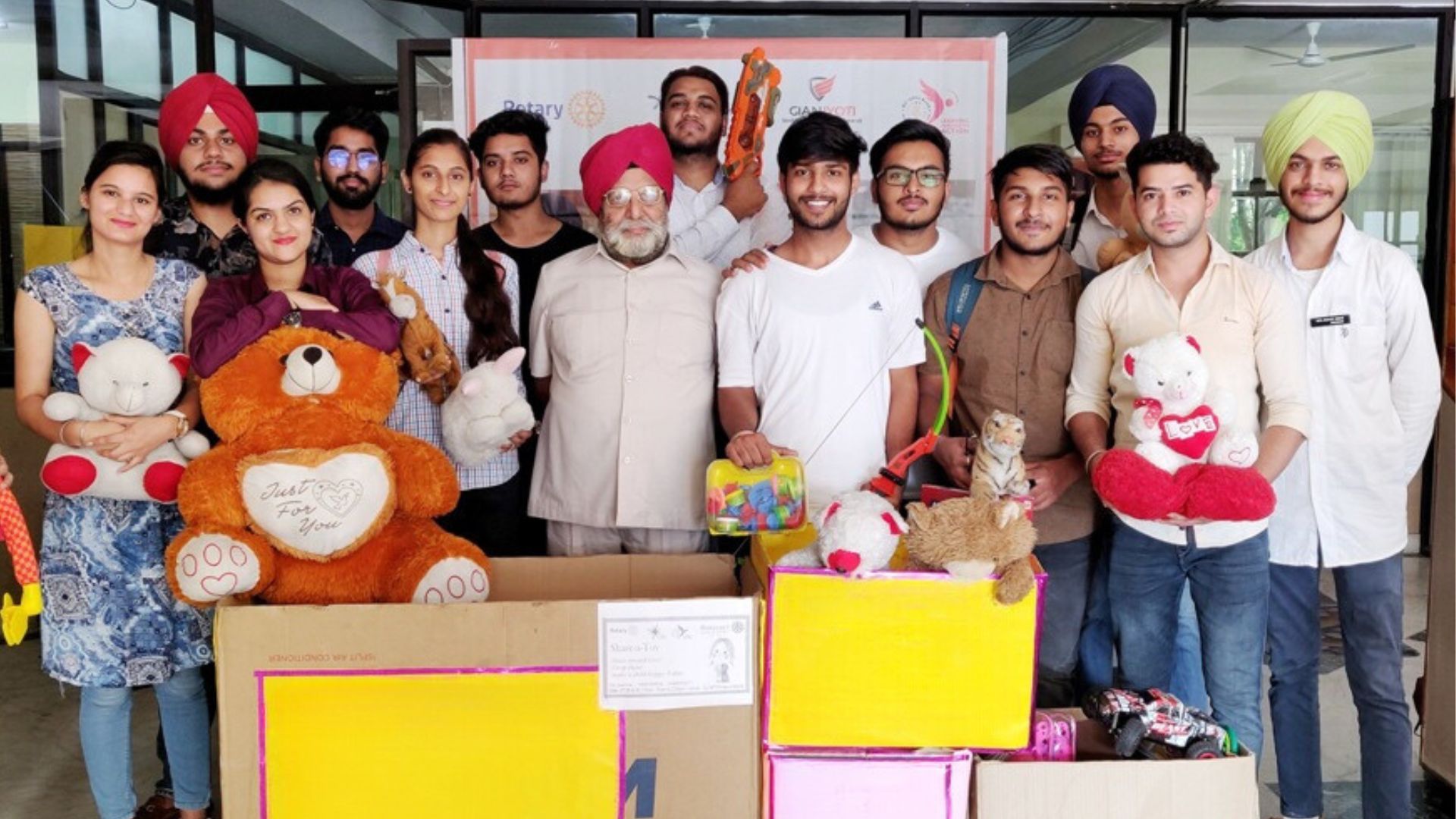 Toy Factory CSR Charity Event: Creating Smiles. Team Building Workshop